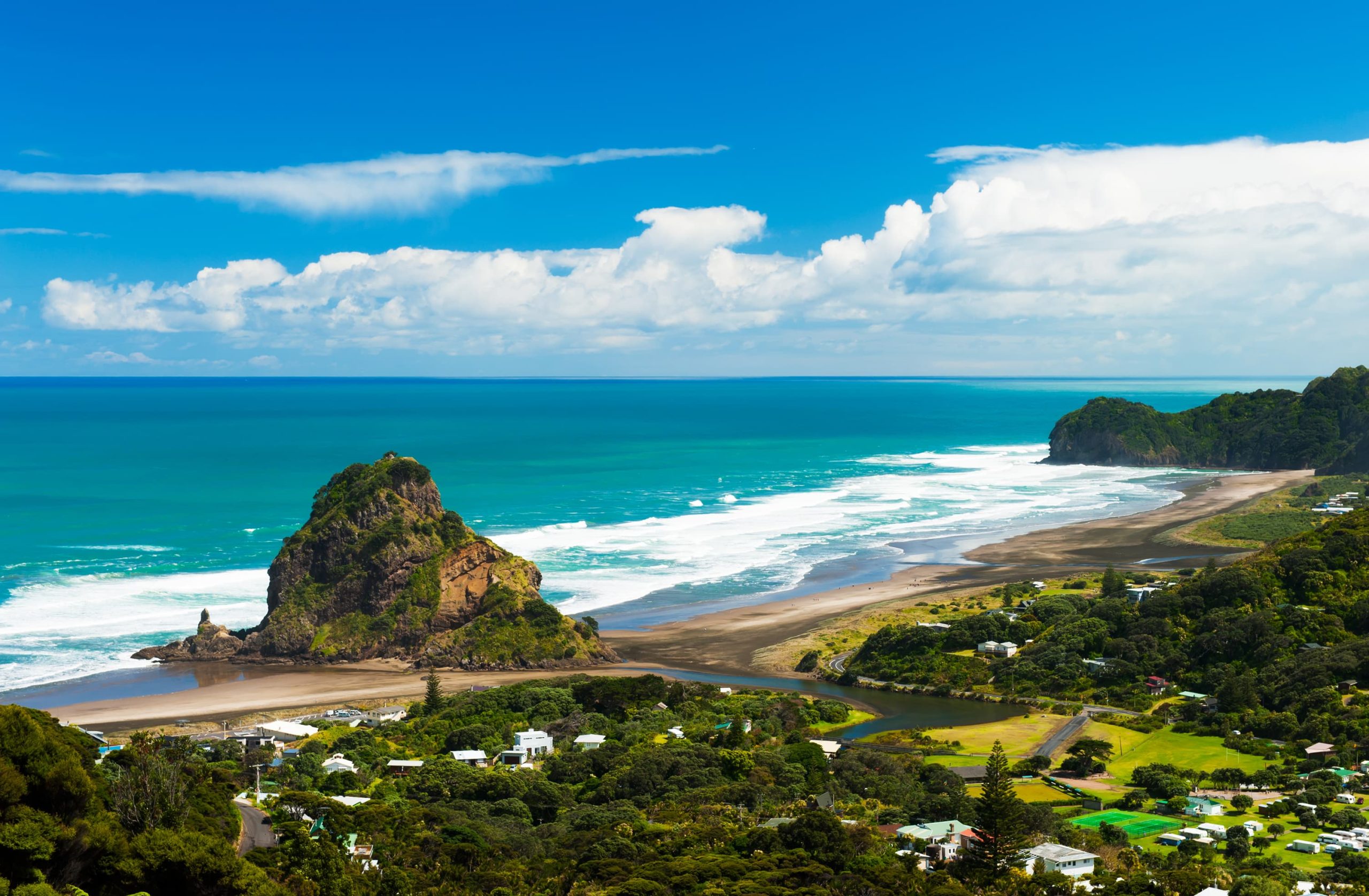 Best Beaches in New Zealand | Expedia